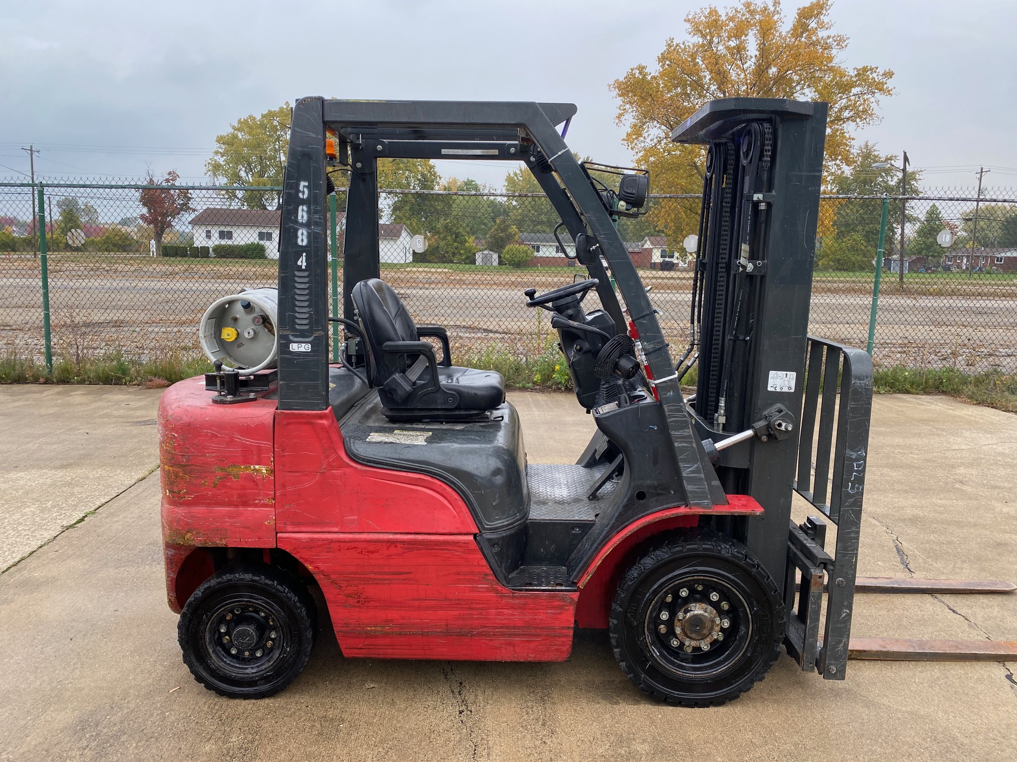 M&J Forklifts - Home